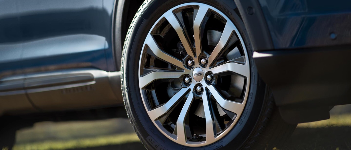 Pneus et roues complètes | Ford CH